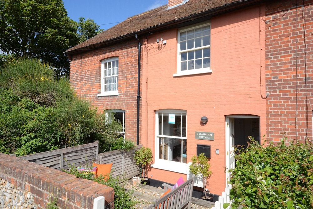 6 Coastguard Cottages, Aldeburgh - Aldeburgh
