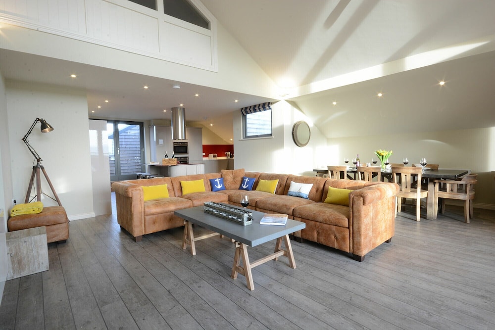 King George Penthouse - Aldeburgh