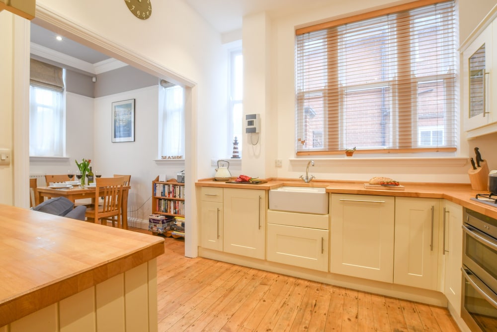 1 Eversley Court, Southwold - Southwold