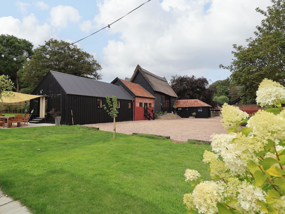Halcyon Barn, Wissett - Norfolk