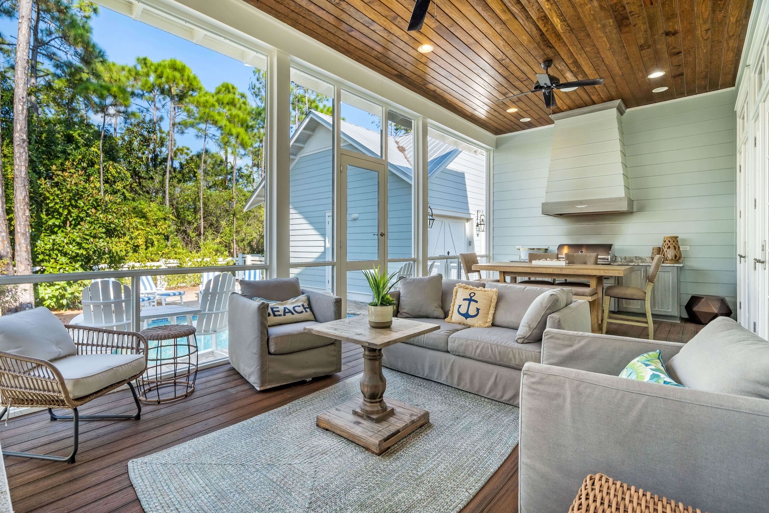 Enjoy A Private Resort Experience. Outdoor Lounge, Private Pool, And More! - Seaside, FL