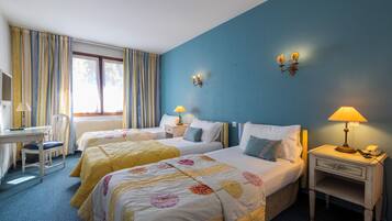 Cortinas/cortinados opacos, quartos insonorizados