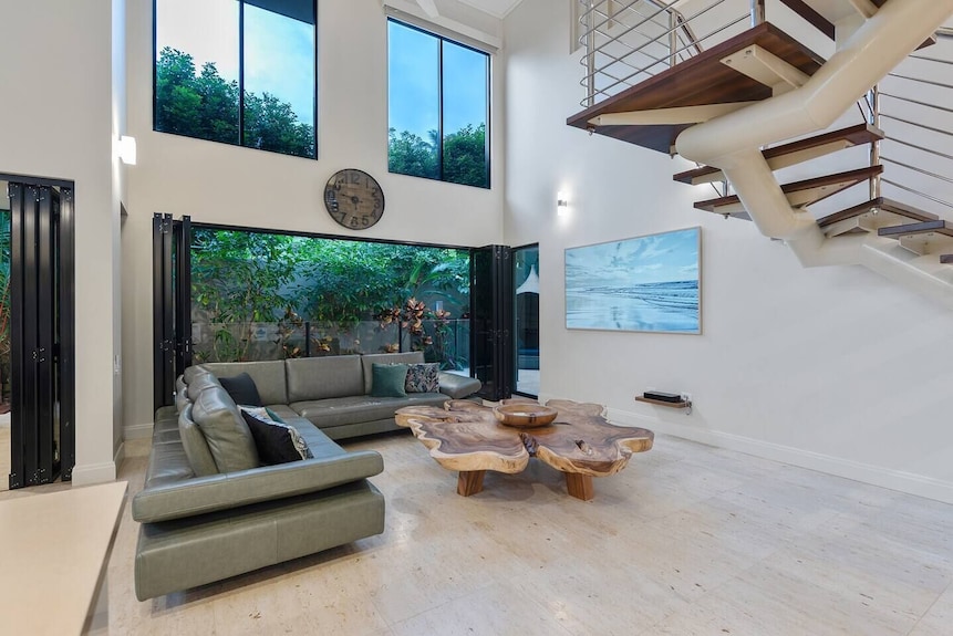 Flagstaff Pavillion A Lush Subtropical Paradise - Queensland