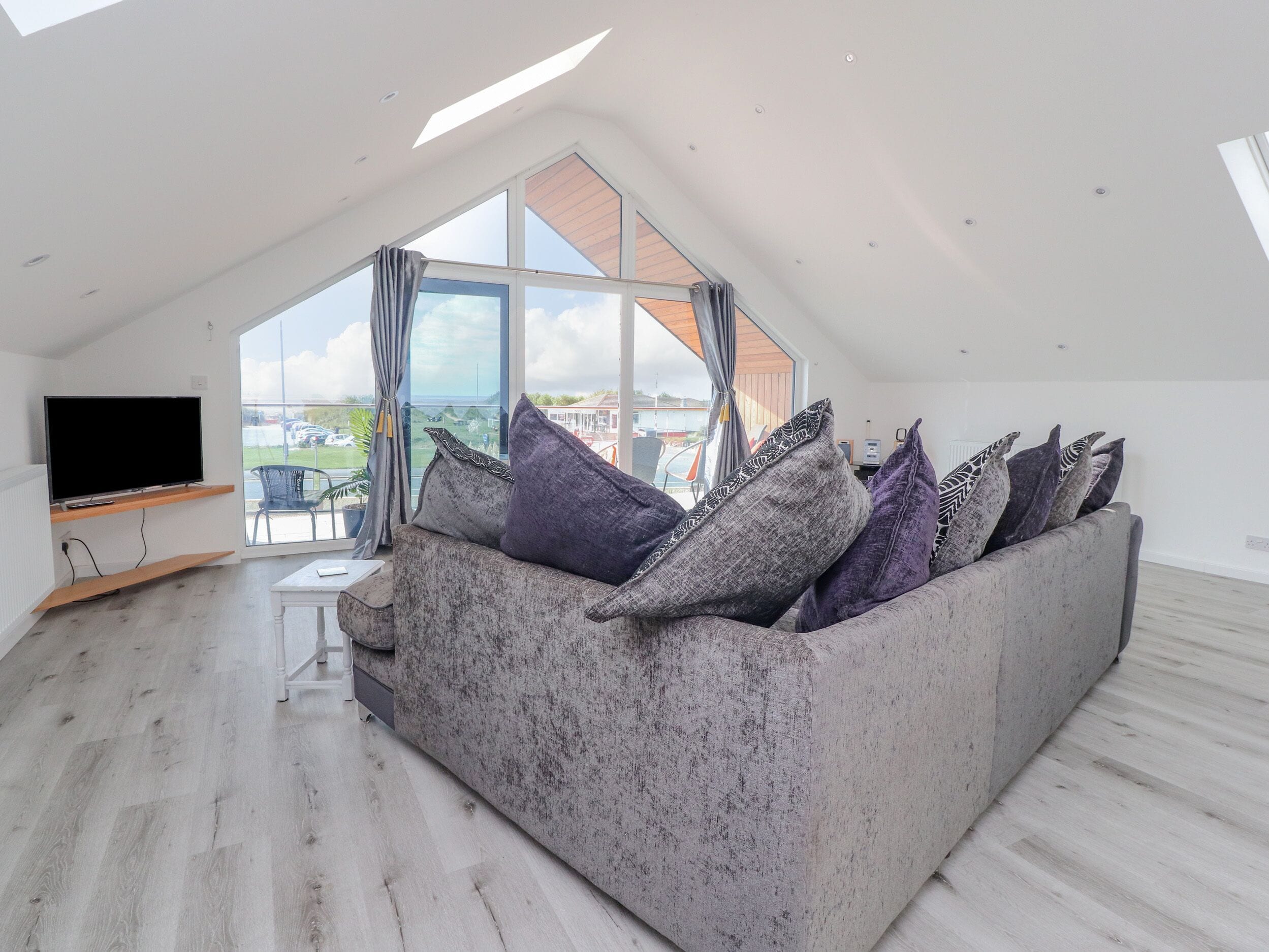 Sea La Vie, Pet Friendly, Country Holiday Cottage In Lytham St. Annes - Lytham St Annes