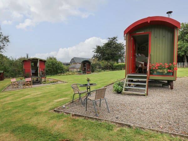 Sweet Briar Shepherds Hut - Herefordshire