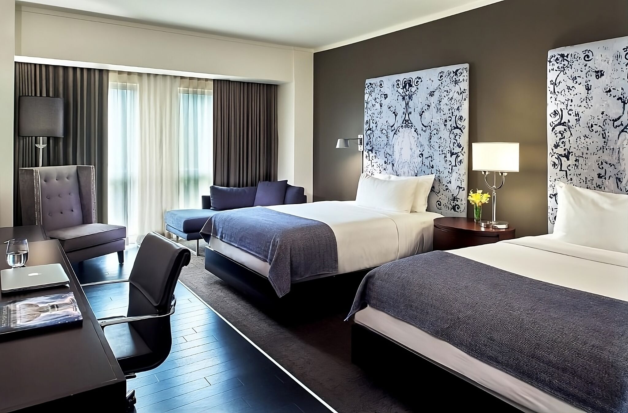 Your Home Away From Home! 3 Relaxing Units, Onsite Pool, Pet-friendly Property - Kansas City, KS