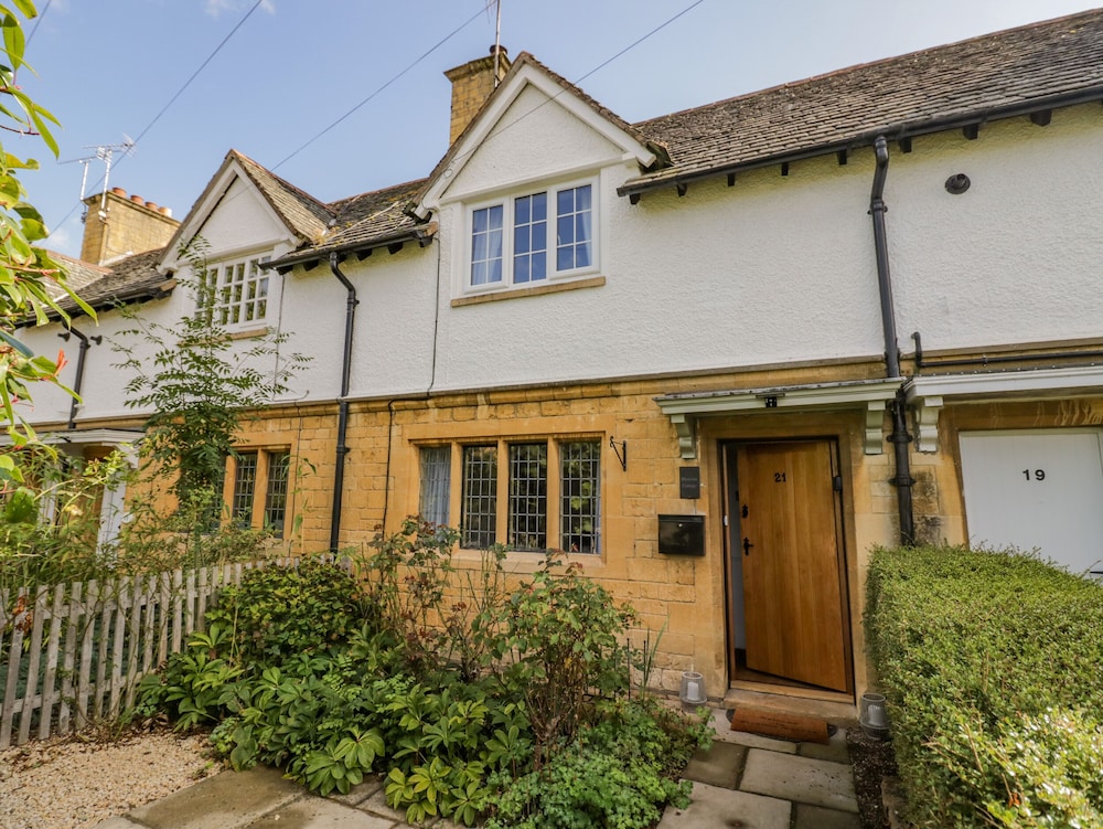 Blossom Cottage - Broadway