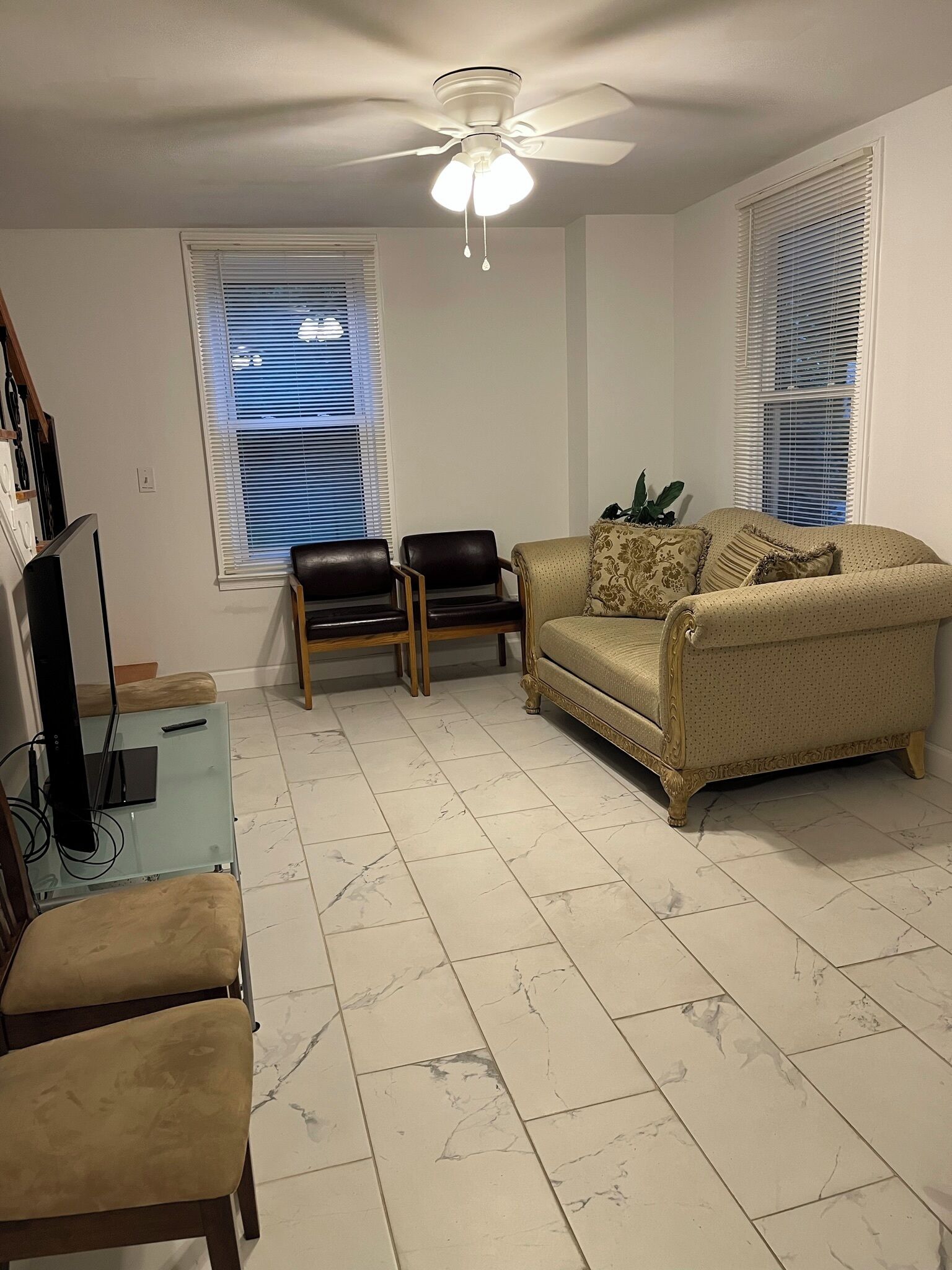 Entire 3 Bedrooms/2 Bathrooms Fence Yard, Near Costco, Sam's - Germantown, MD