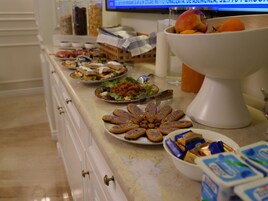 Buffet de pequeno-almoço