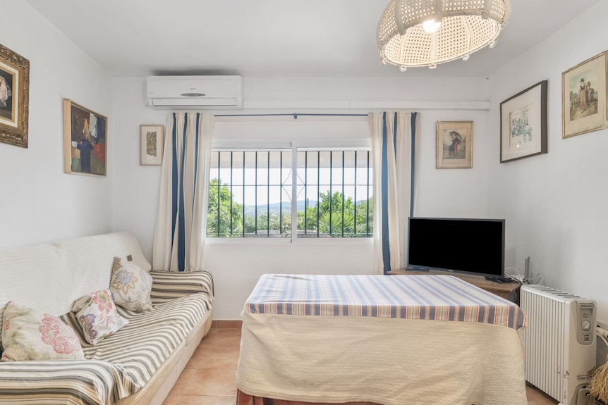 Chalet 'Villa Rosario' Con Vistas A La Montaña, Piscina Y Wi-fi - Ubrique