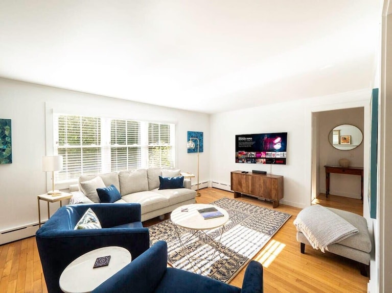 Stockbridge Home, Come Experience The Berkshires! - Great Barrington, MA