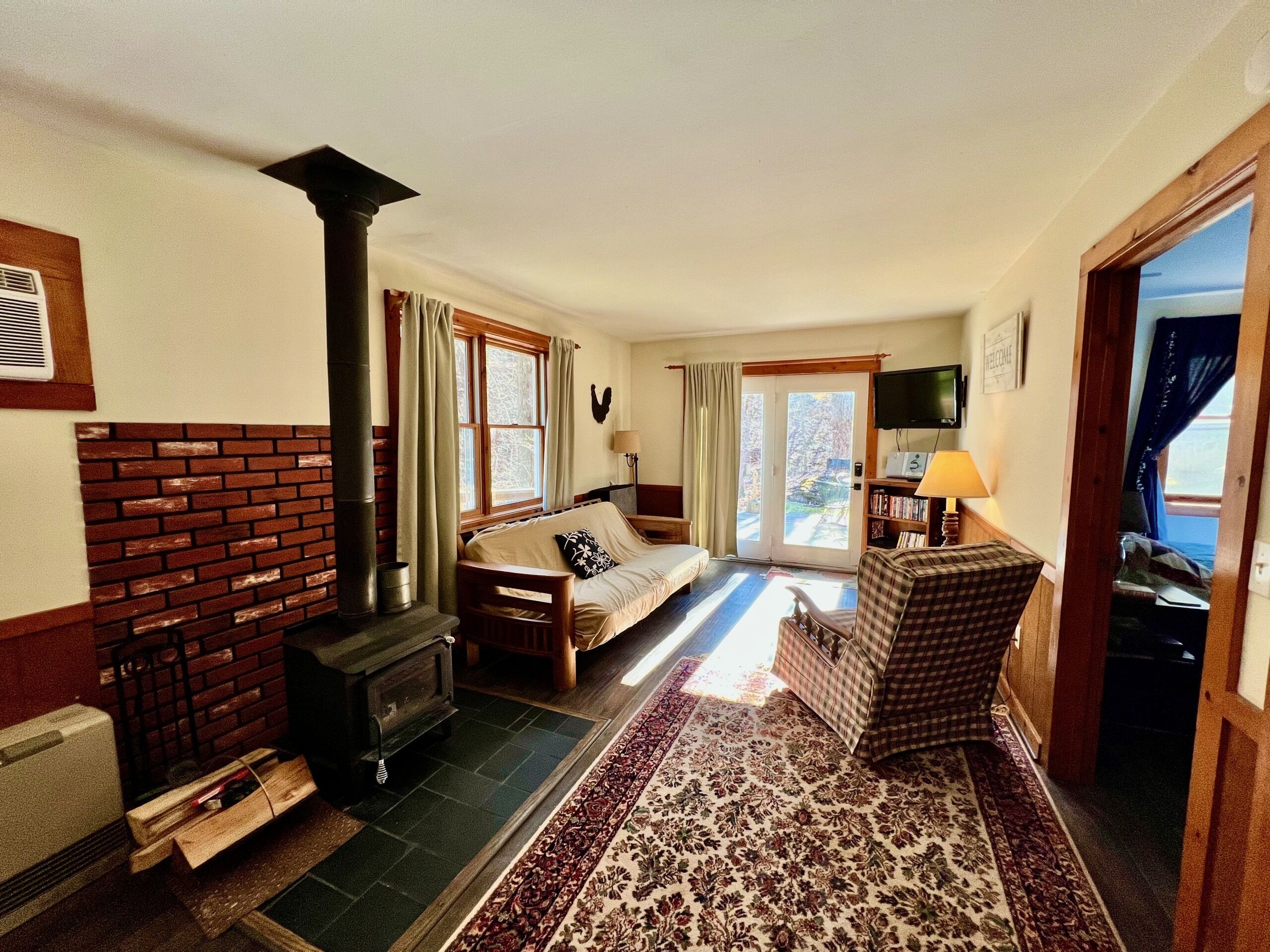 Private One Bedroom By Mountain Stream - Virginia