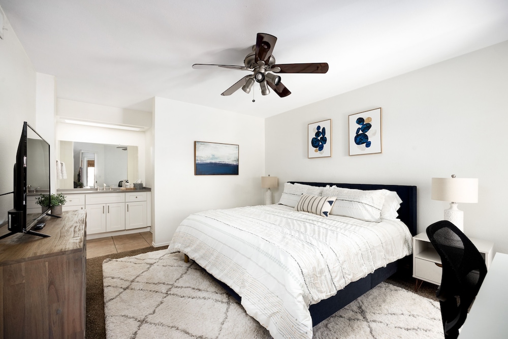 🔥Modern Scottsdale Condo 🔥 Great Area! Golf | Heated Pool | Gym 🏈️⛳️🌴 ⚾ - Phoenix