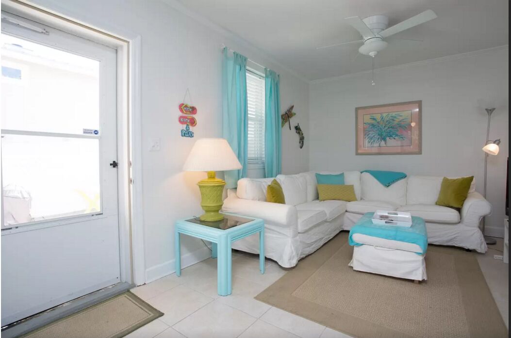 Cozy & Steps From The Beach - Papou's Place Tybee - Tybee Island, GA