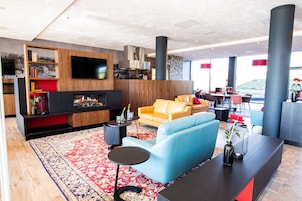 Lounge no saguão