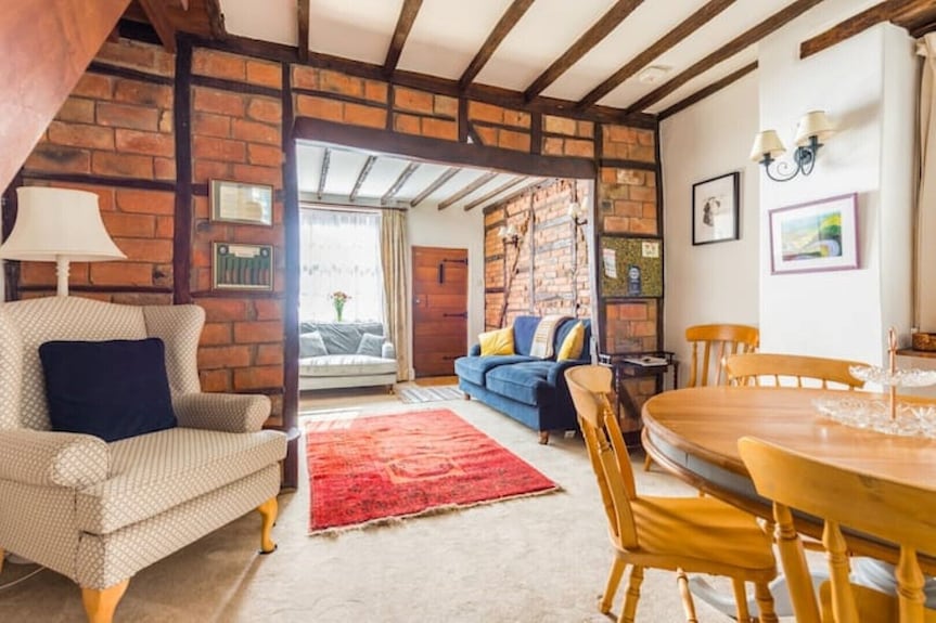 Sarah’s Cottage Taunton Town Centre - 톤턴