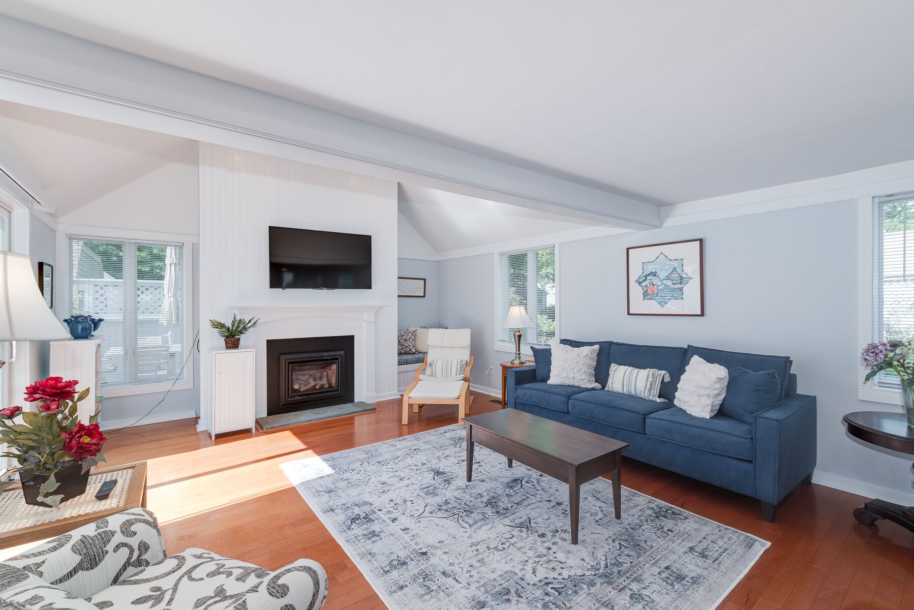 Pool Villas- 2 Bedroom, 2 Bath, Sleeps 4, Heated Pool, Gas Fireplace & Grill - Falmouth, MA