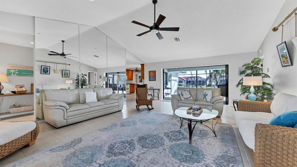 New Listing! Charlotte Harbor Area Resort, 120mi To Disney & 134mi To Universal - Grh501087 - Punta Gorda, FL