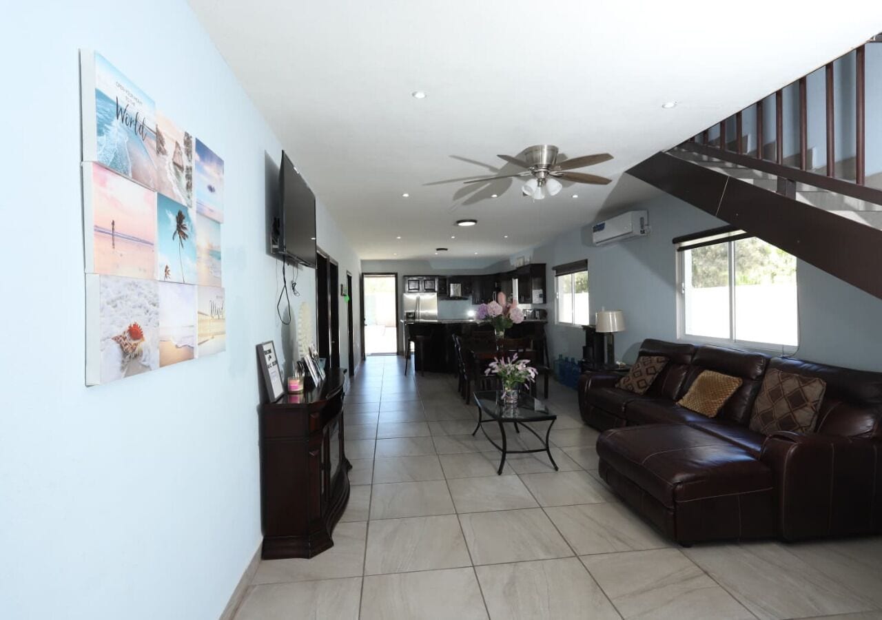 Relaxing Getaway W/ Pool, Billiards, Steps To The Beach  Perfect For Families! - Puerto Peñasco