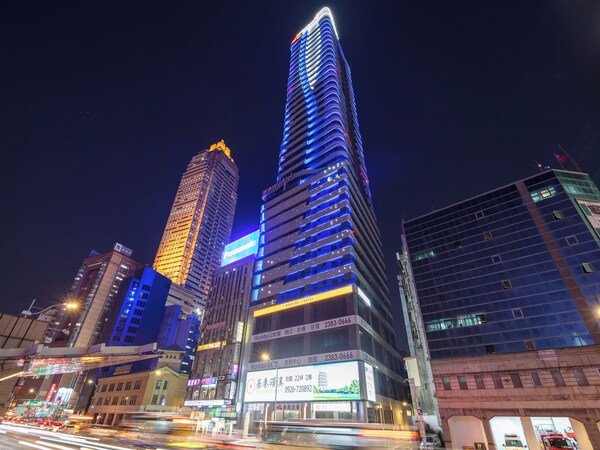 Roaders Plus Hotel Theme - Taipei