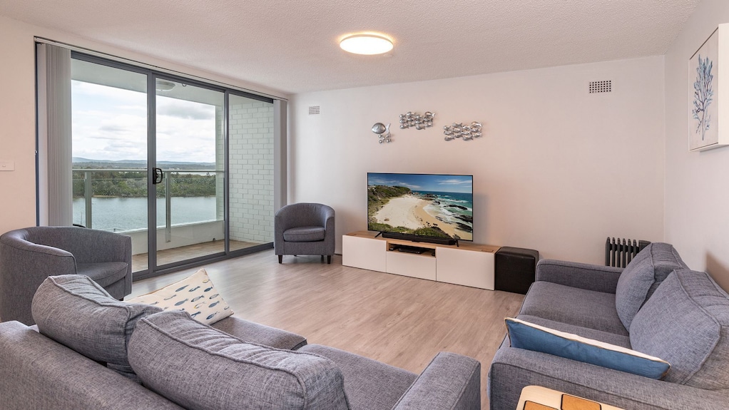 Modern One Bedroom Apartment With A Central Location. - Forster