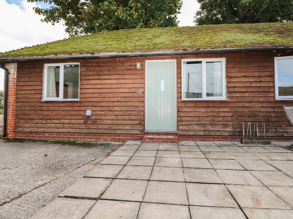 Byre Cottage 5 - West Sussex