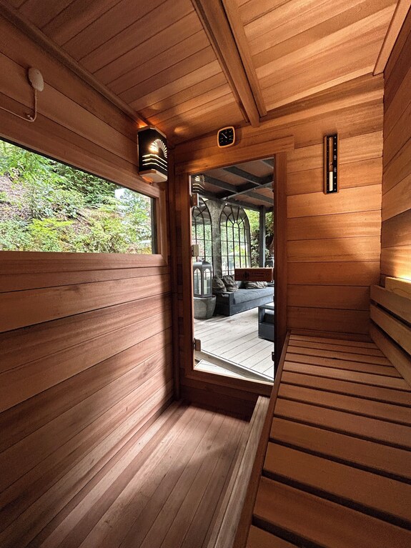 Cabin Forest Retreat - Monte Rio, CA