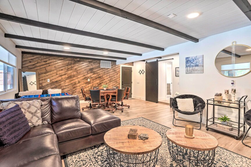 Luxe Timberland Villa W/ Lake Arrowhead Access! - Running Springs, CA
