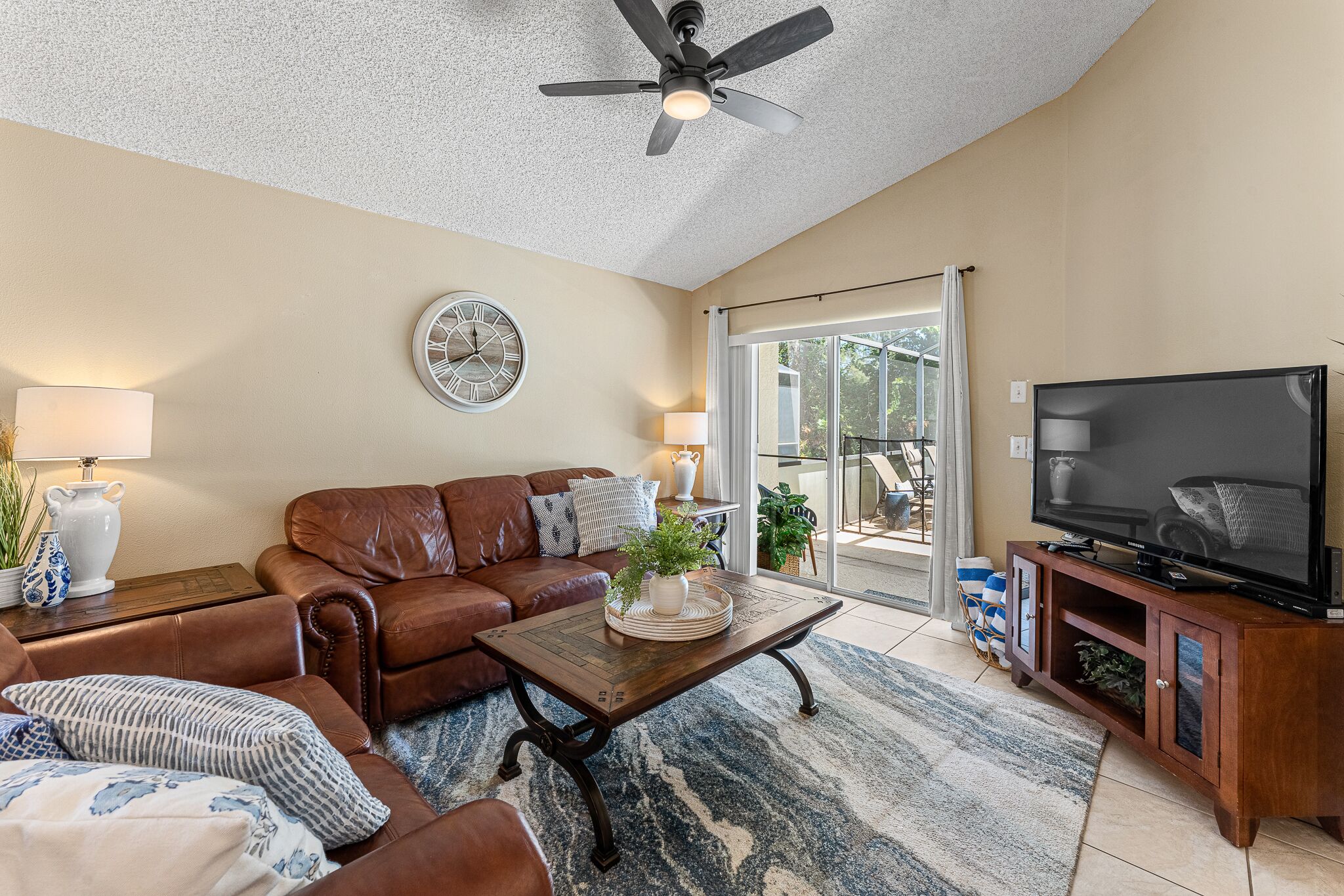 Vibrant Resort Pool Home With Games Room - Terra Verde - Kissimmee, FL