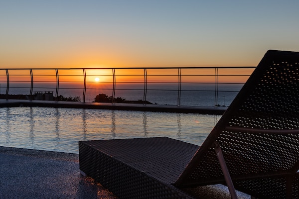 Océane Guest House - Adults Only - Nazaré