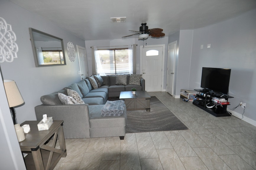 15 Minutes To Prescott Downtown! Family-sized Home - Prescott Valley, AZ