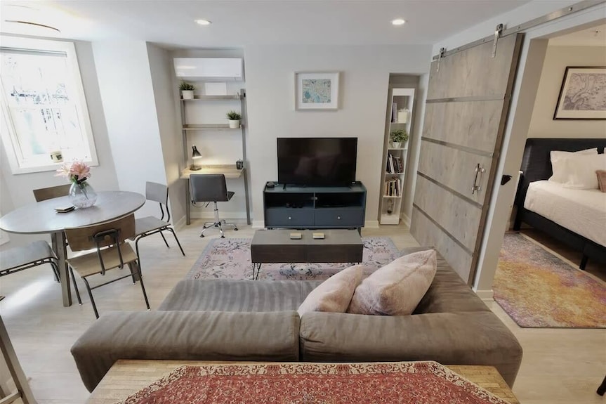 Downtown Dc Awaits With Parking Permit - Washington