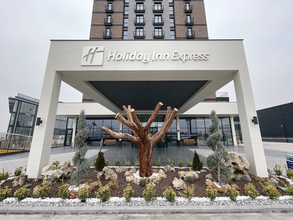 Holiday Inn Express Ankara Airport By Ihg - Ankara Esenboğa Airport (ESB)