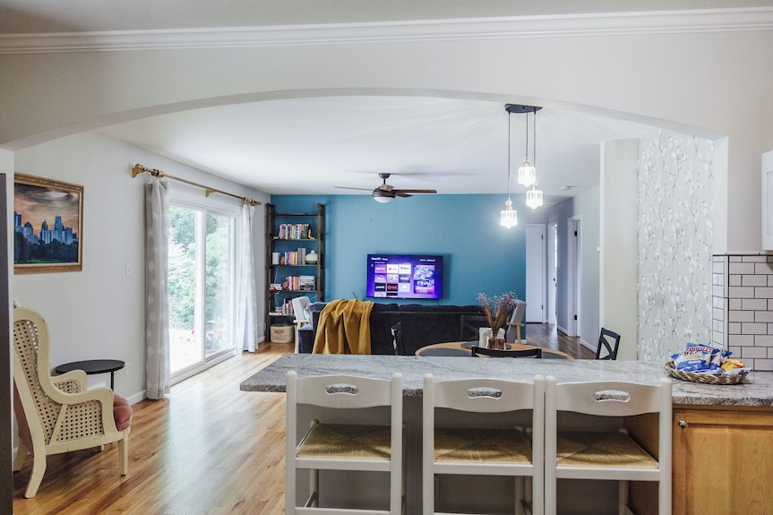 Fully Fenced Garden Retreat Close To Braves In The Heart Of Marietta - Marietta