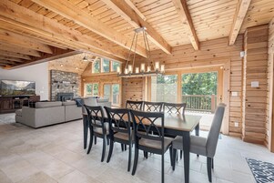 Casa (5 Bedrooms) | Comodidades da propriedade