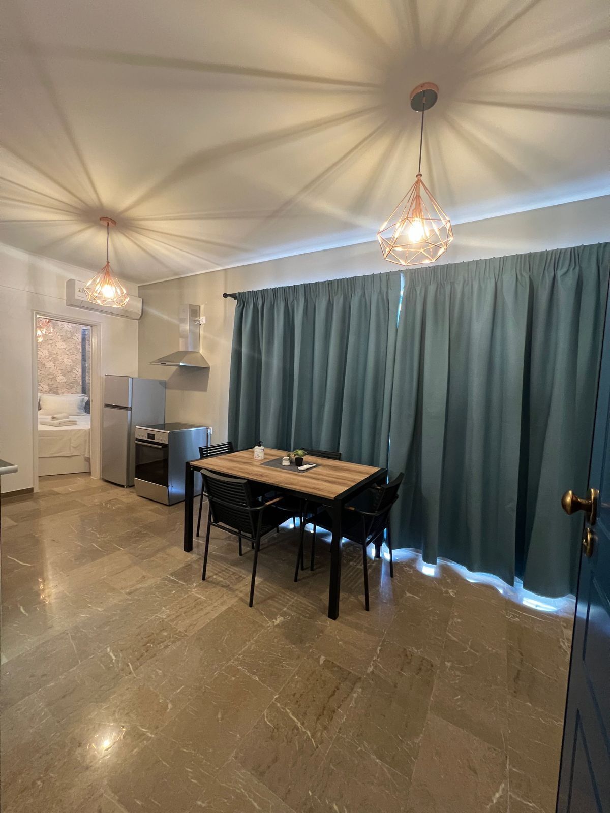 Apartamento Comfort | Sala de estar | Smart TV de 32 de polegadas com canais por cabo, televisor, Netflix 