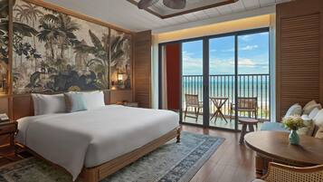 Quarto Executivo, 1 cama king-size, vista para o mar | Minibar, cofre com capacidade para portátil, quartos insonorizados