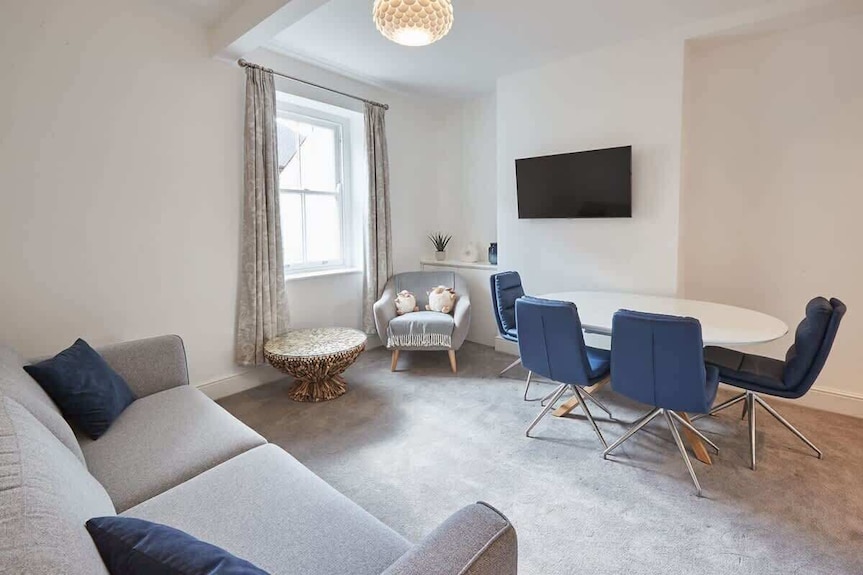 Host & Stay | Apartment 2, High Street - Llŷn Peninsula