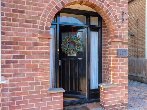 Chelsea House - Melton Mowbray