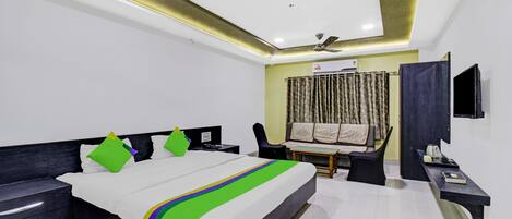 Quarto Deluxe | Secretária, ferro/tábua de engomar