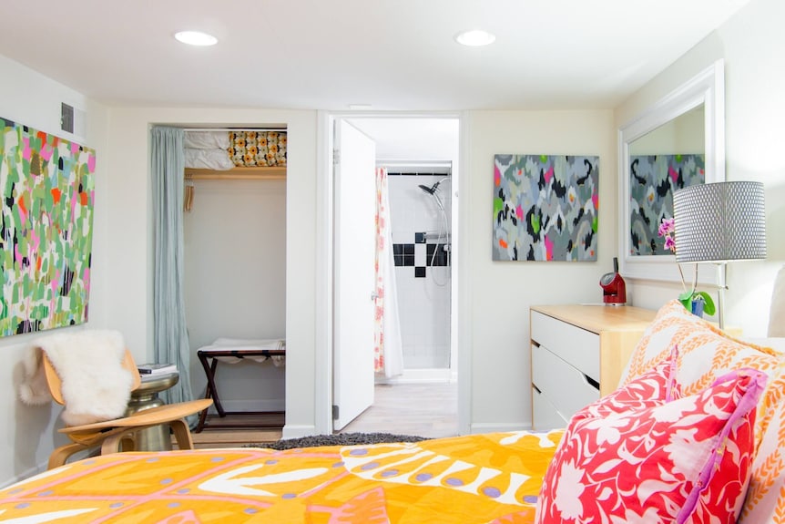 Renovated Basement Studio In Historic Mapleton Hill. - Fiske Planetarium