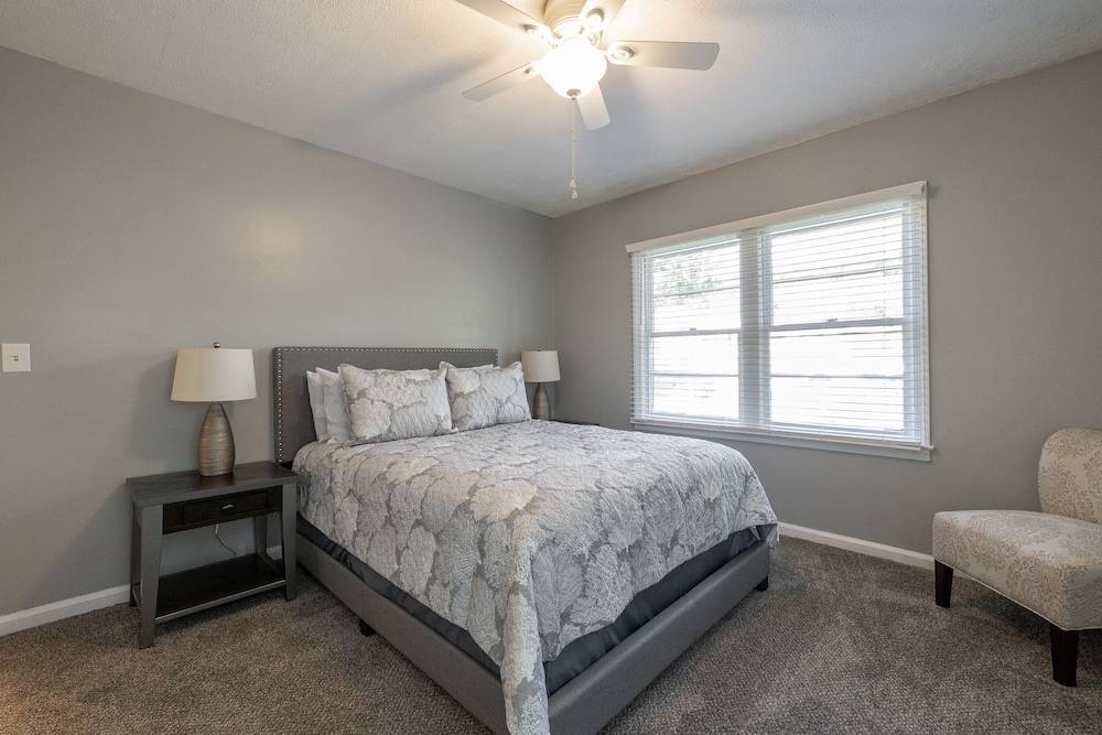 Nice And Cozy 2 Bedroom Home -10 Min From Ft. Benning, Ga - Columbus