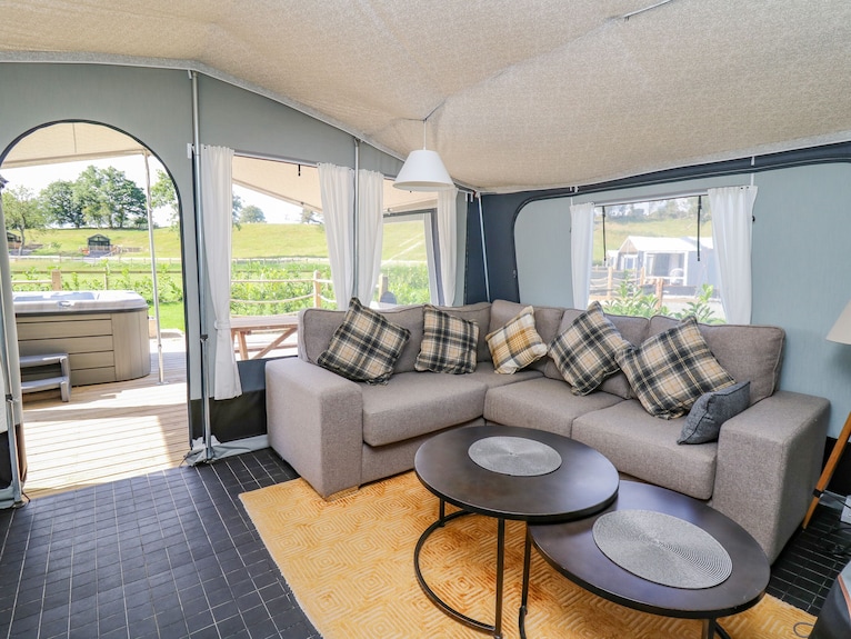 The Salmon, Romantic, Character Holiday Cottage In Rhayader - Llandrindod Wells