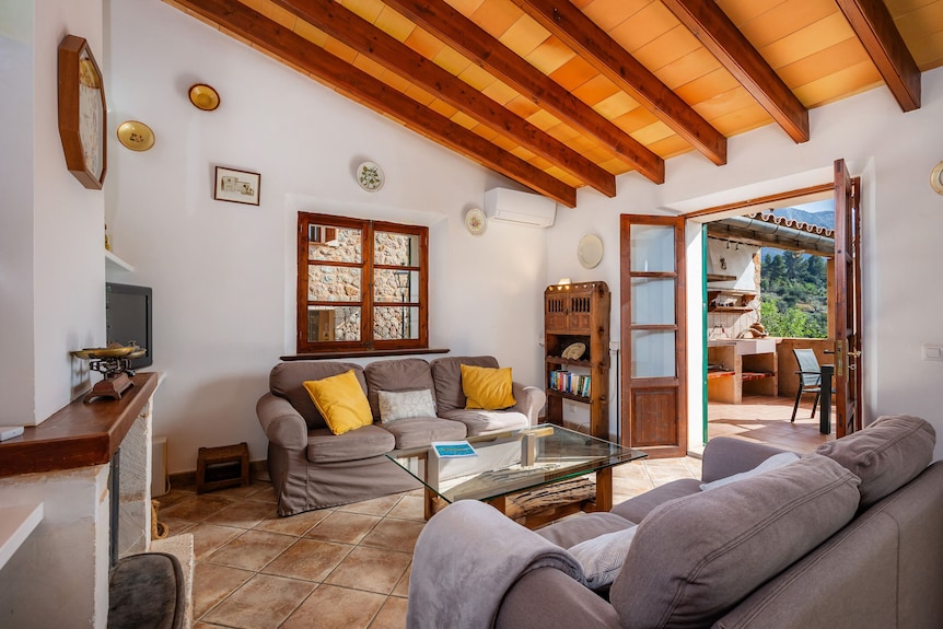 Casa 'Can Bordoy' Con Vistas A La Montaña, Piscina, Jardín Y Terraza - Fornalutx