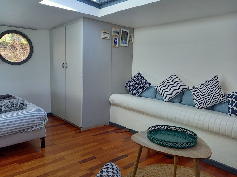 Independent Apartment On Barge With Terrace Near The City Center - Metz