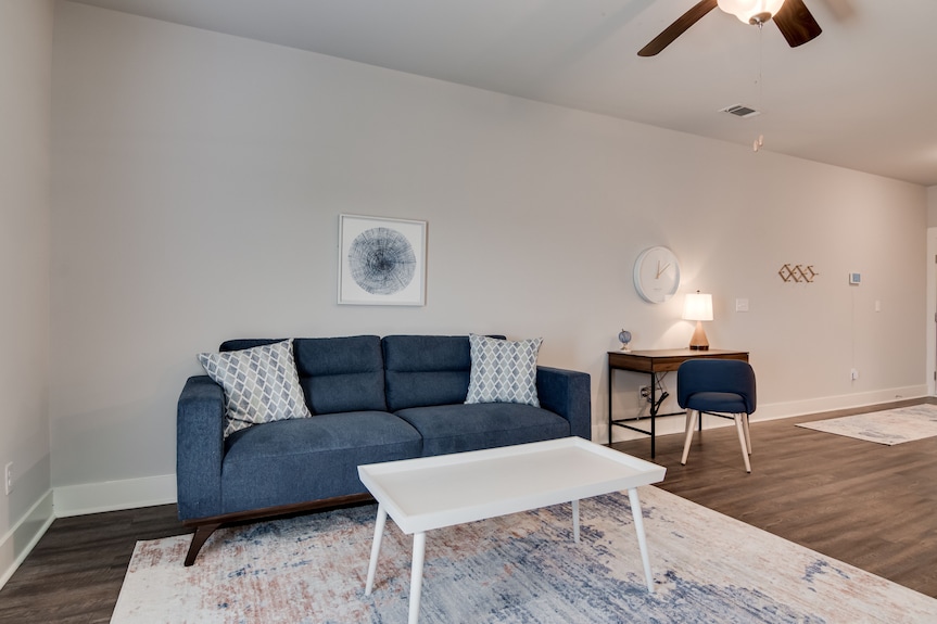 The James | Modern King Bed Apartment Outside Ft. Gordon - Adams Lake, Evans