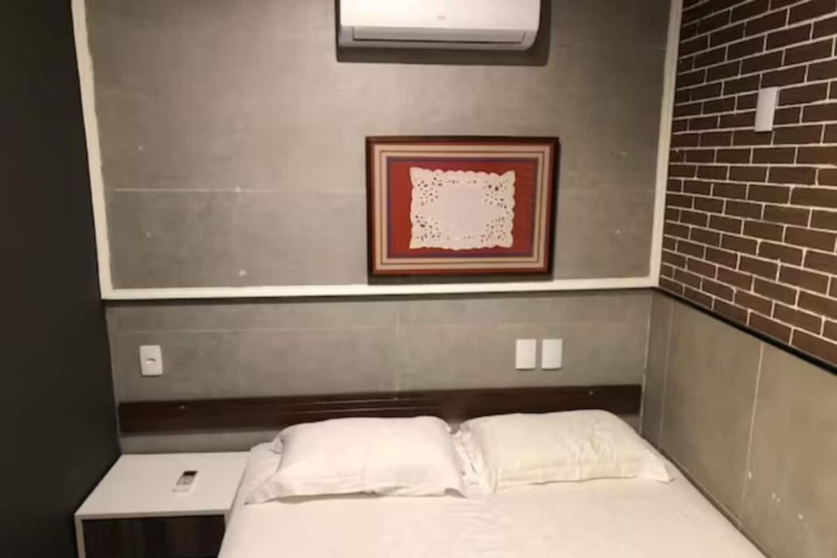 Quarto luxo, 1 cama de casal | 1 quarto, Wi-Fi de cortesia