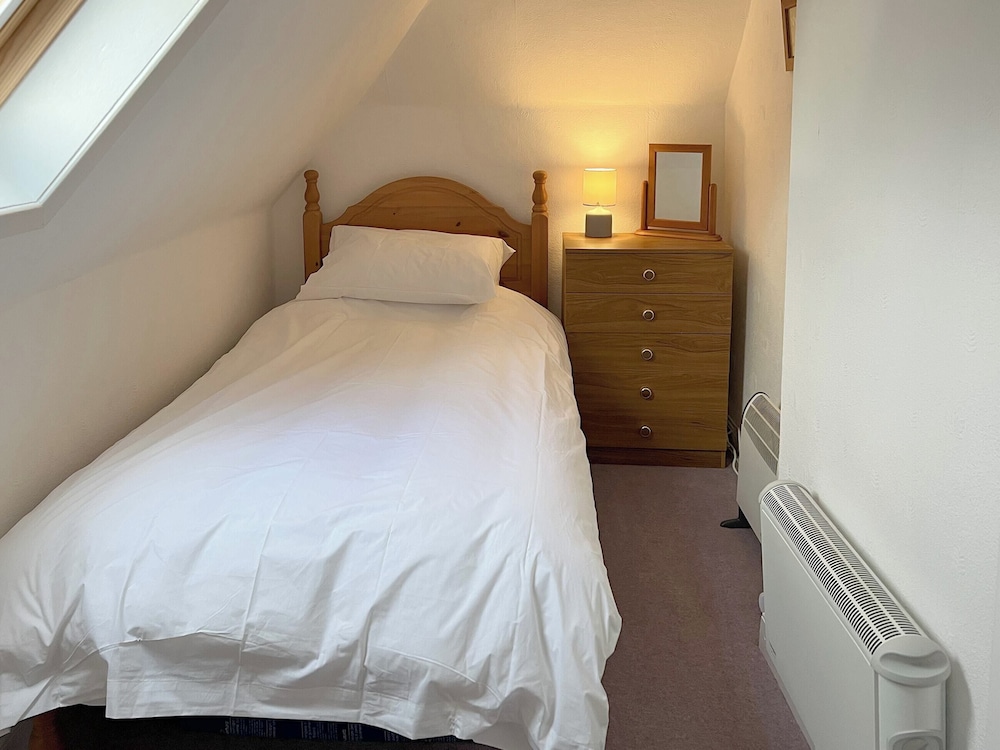 3 Bedroom Accommodation In Lochranza, Isle Of Arran - Isle of Arran