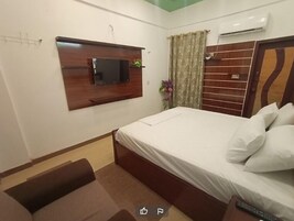 Quarto Duplo Deluxe | Ferro/tábua de engomar, Wi-fi grátis 