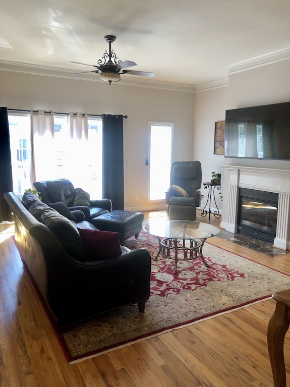 Gorgeous 2 Bedrooms And 2 1/2 Bathrooms Townhouse In North Decatur - Decatur, GA